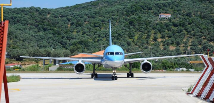 Types of Aircraft Maneuvers Every Student Pilot Should Learn