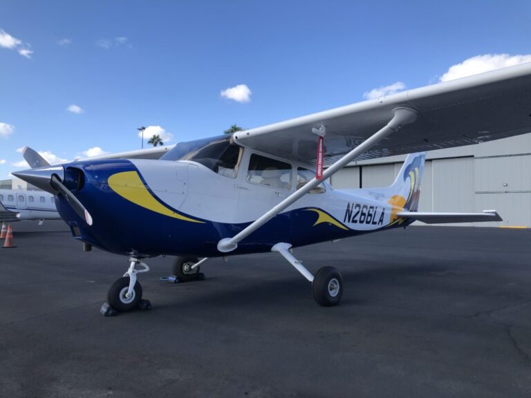 How to Land a Cessna 172: A Step-By-Step Guide - Leopard Aviation